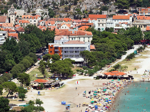 Hotel Plaža****, Omiš - Mondo Travel